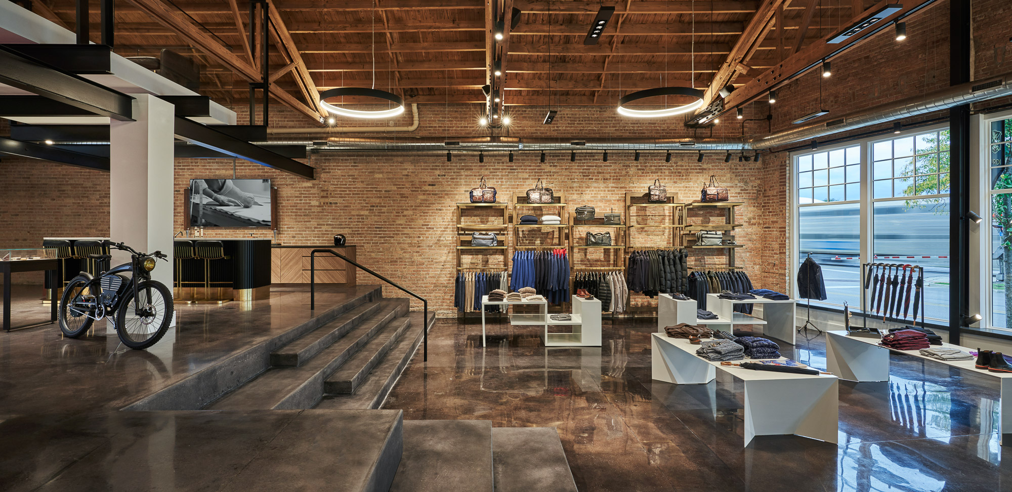 Burdi Clothing – 50 Years of Luxury Italian Menswear